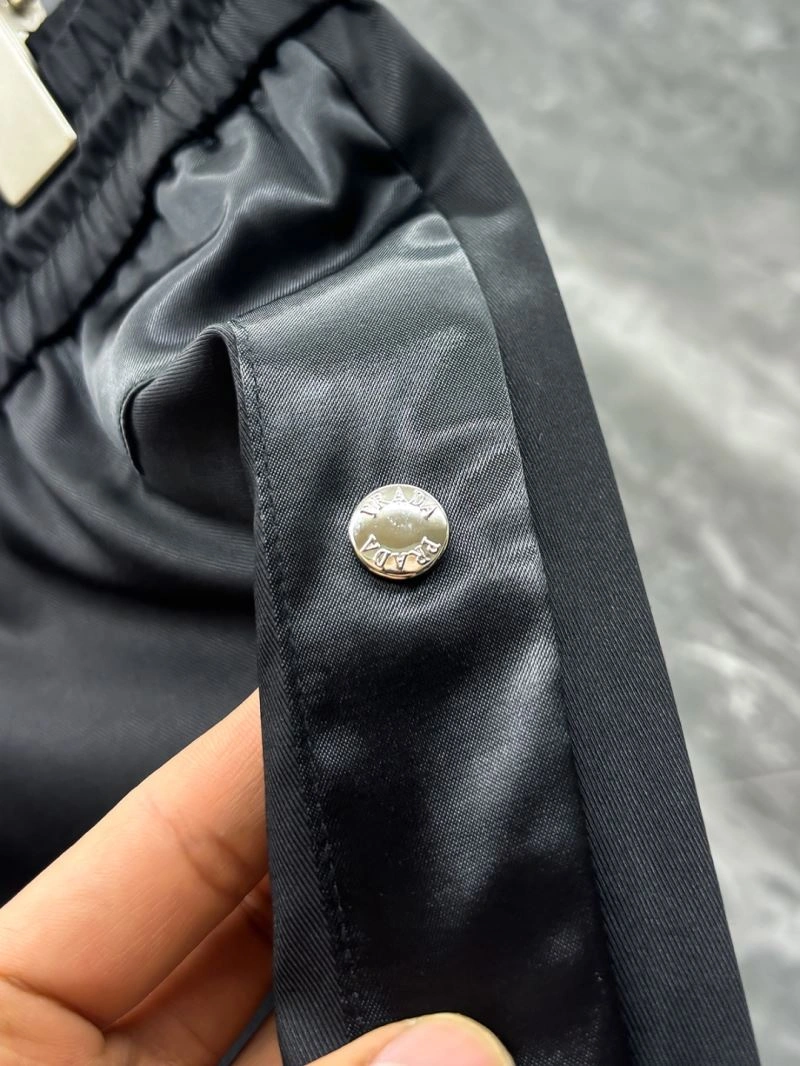 Legit Prada Outwear