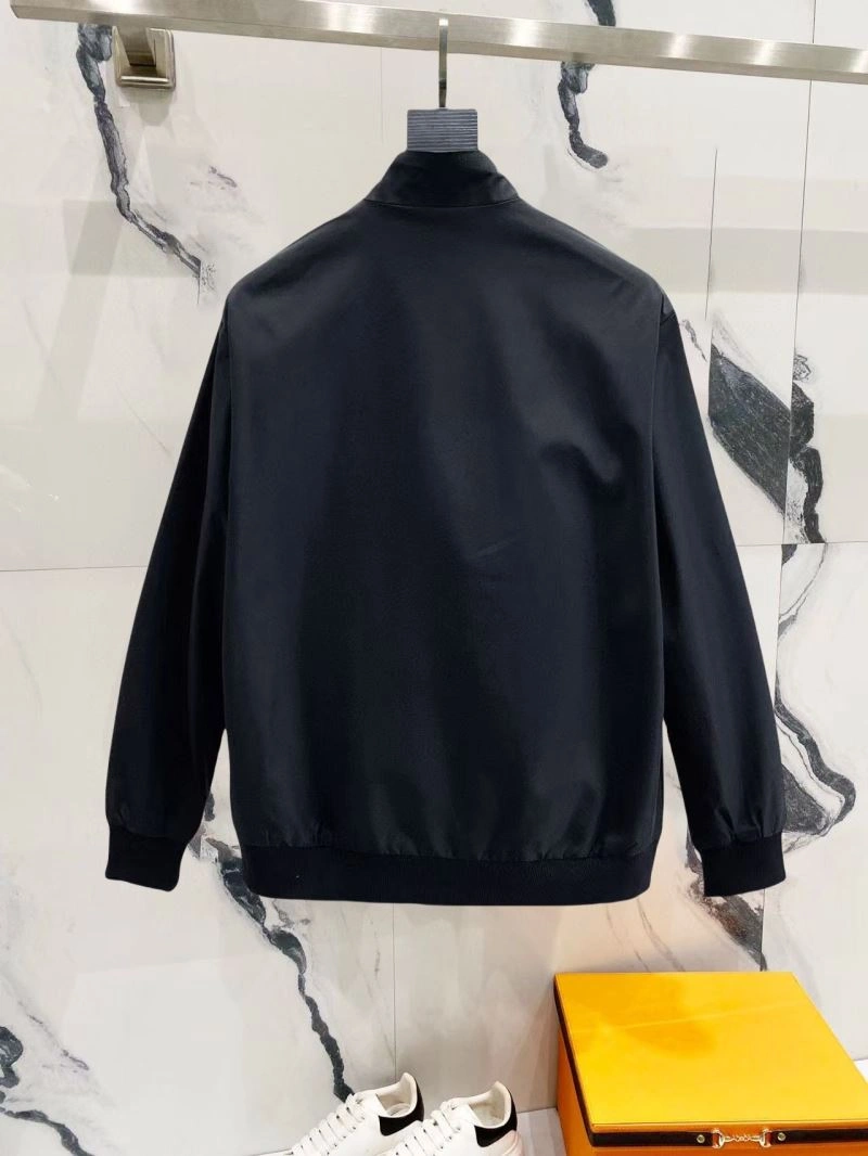 Legit Prada Outwear