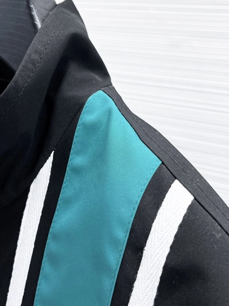 Legit Prada Outwear