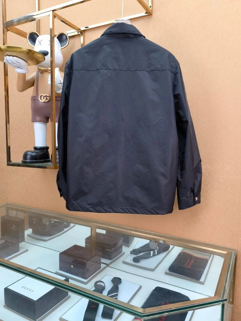High accuracy Prada Outwear