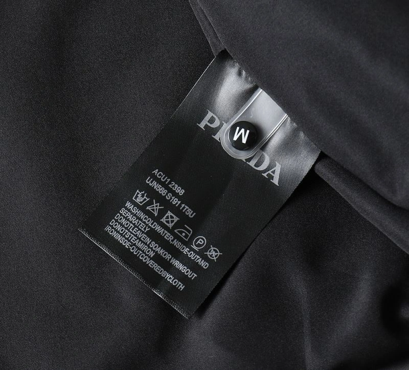 High accuracy Prada Outwear