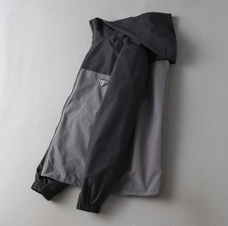 High accuracy Prada Outwear
