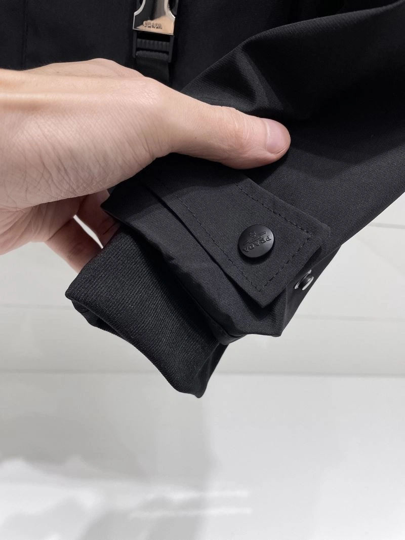 Top match Prada Outwear