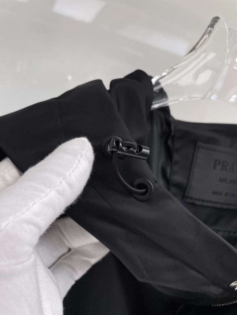 Top mirror Prada Outwear
