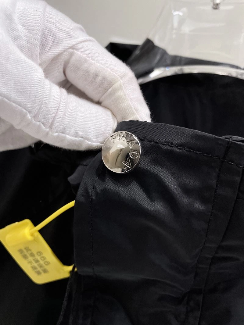 High accuracy Prada Outwear