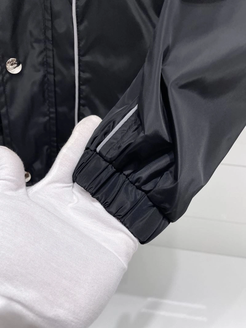 High accuracy Prada Outwear