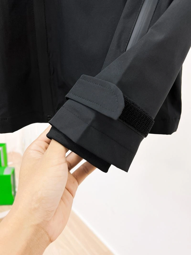 Bargain Prada Outwear