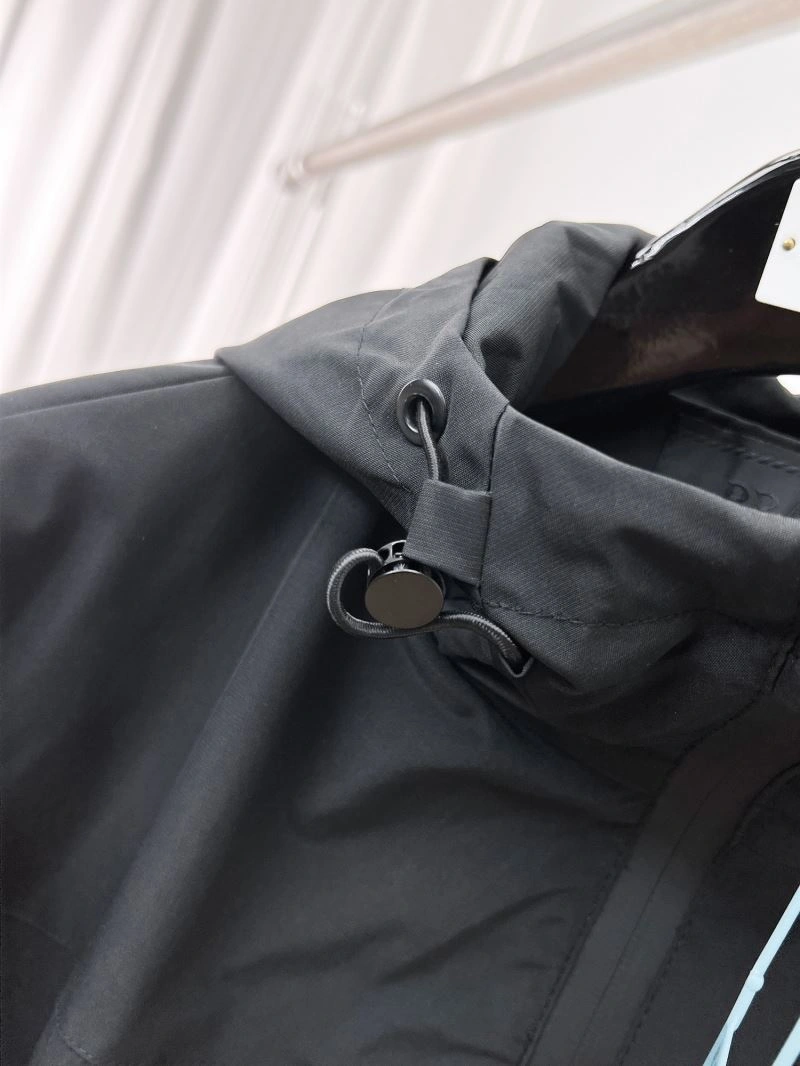 Bargain Prada Outwear