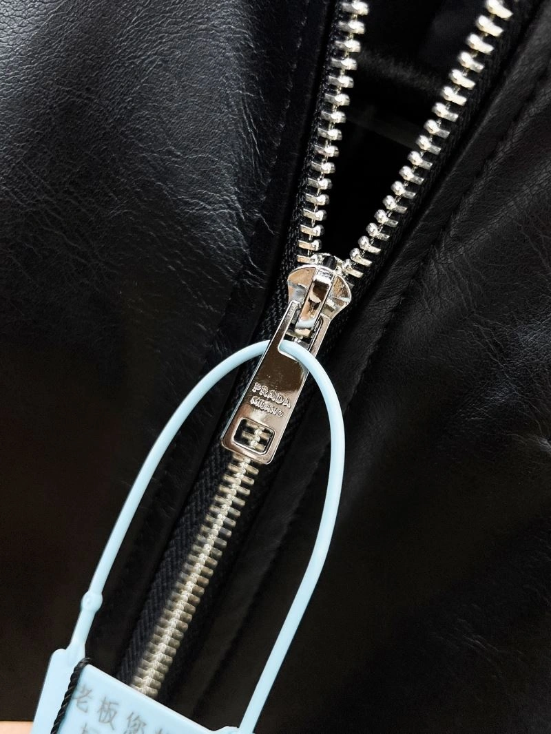 Top mirror Prada Outwear