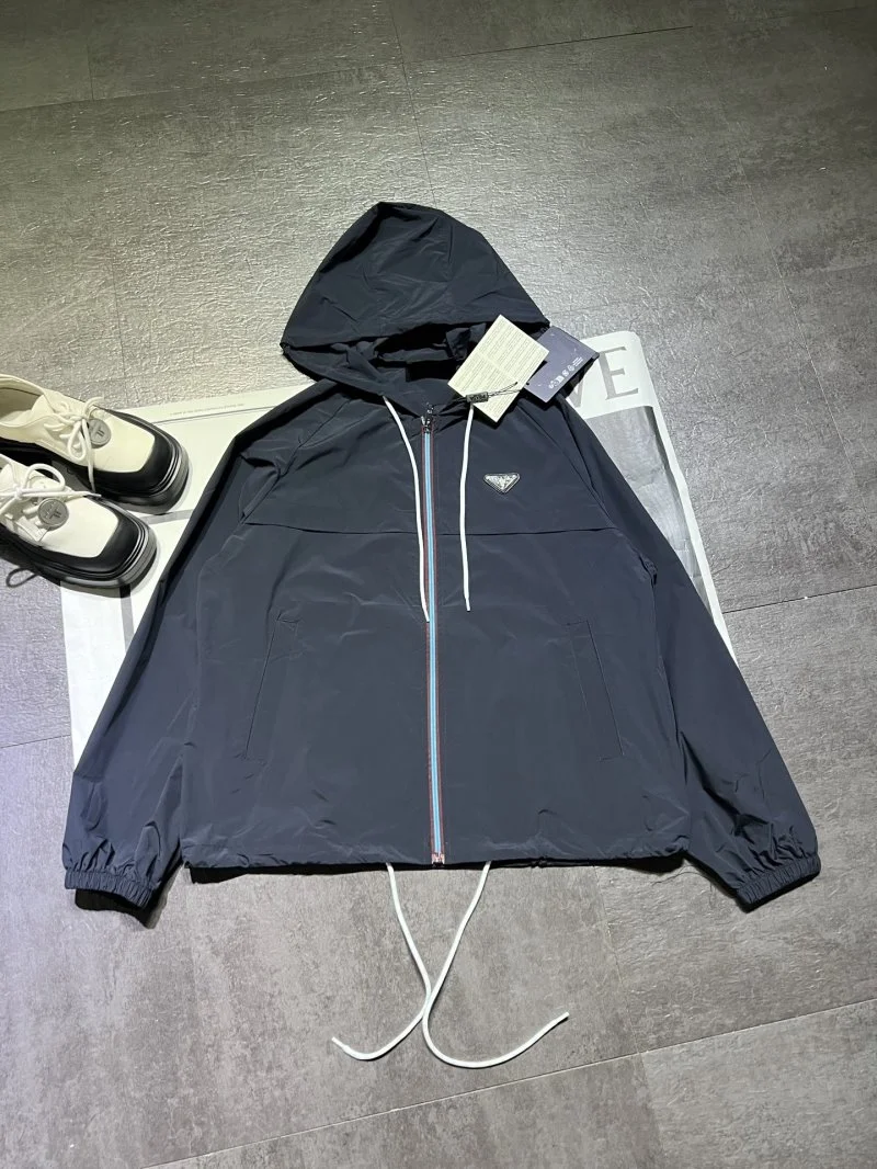 Bargain Prada Outwear