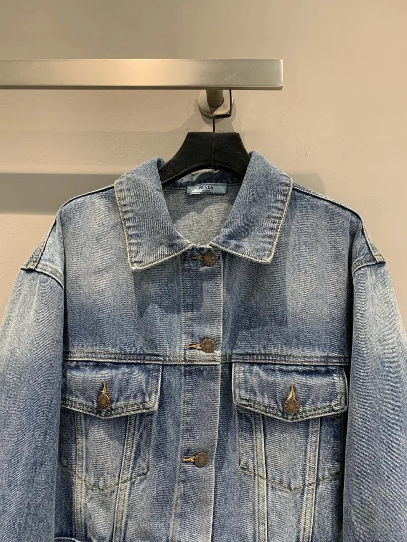 Top mirror Prada Outwear