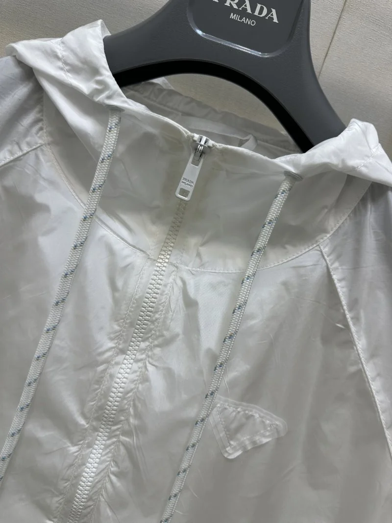 Bargain Prada Outwear