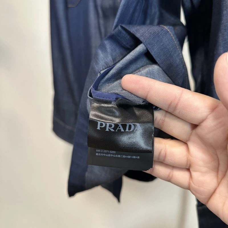 Accurate model Prada Outwear