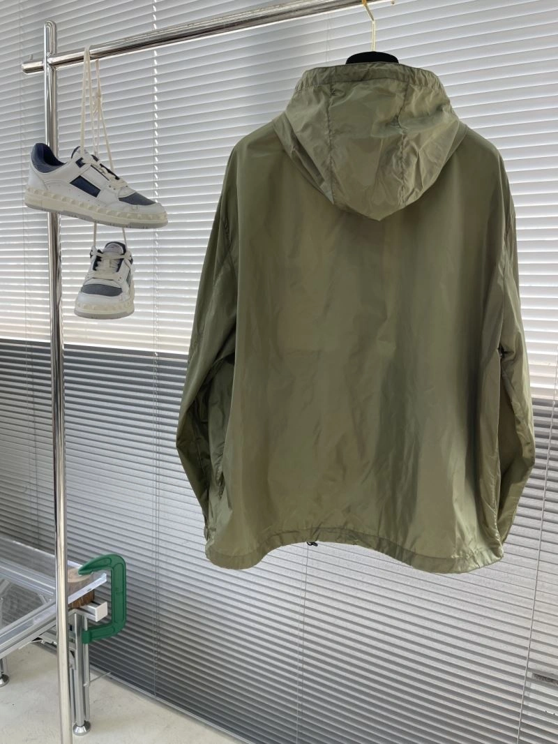 Top match Prada Outwear