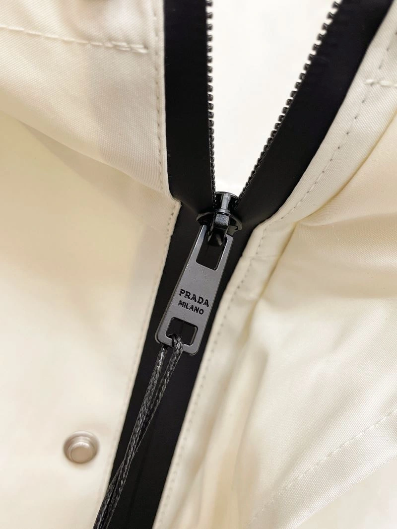 High accuracy Prada Outwear