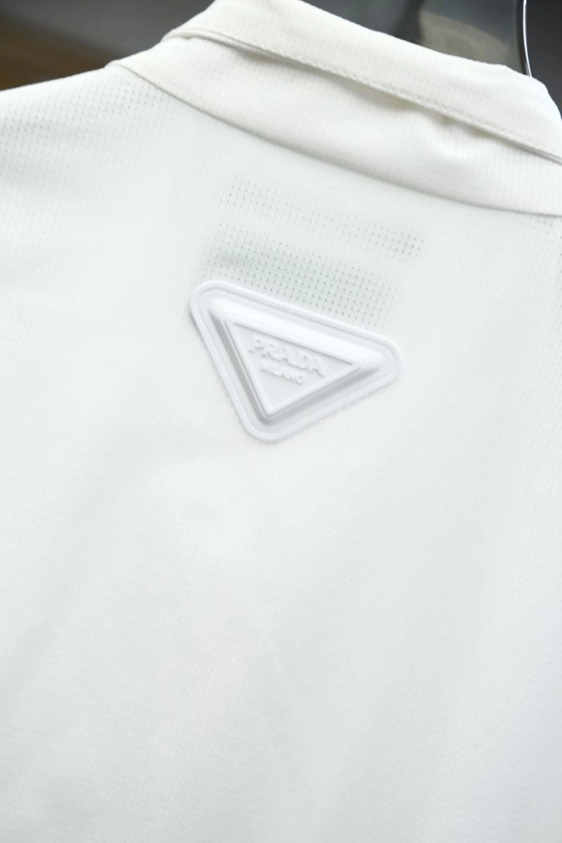 Accurate model Prada Outwear