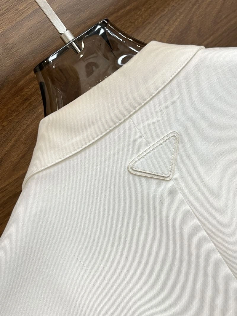 Legit Prada Outwear