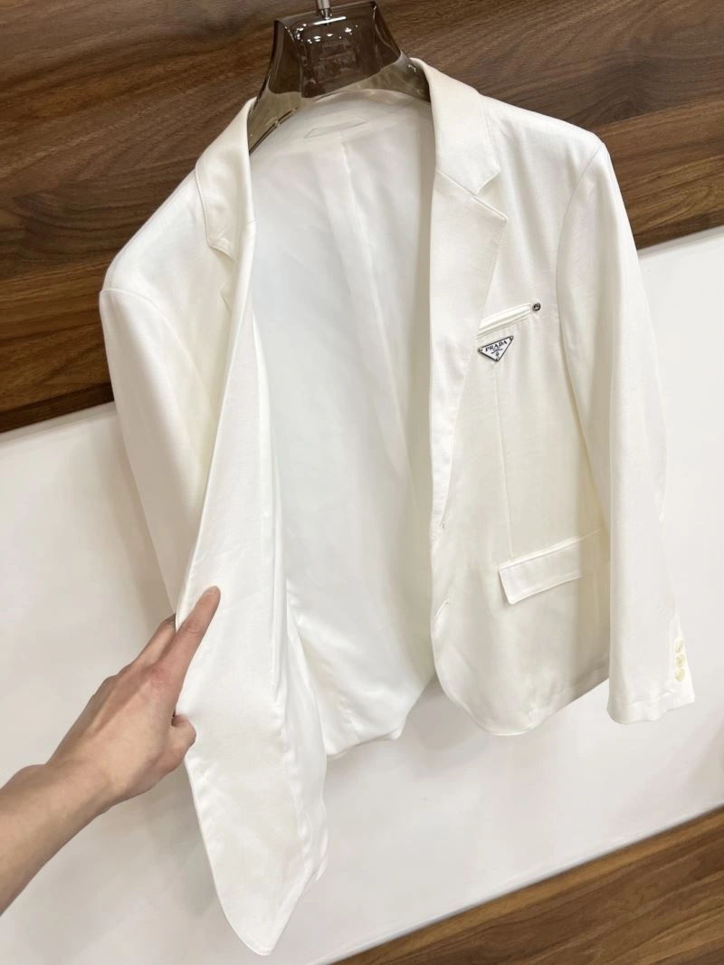 Legit Prada Outwear