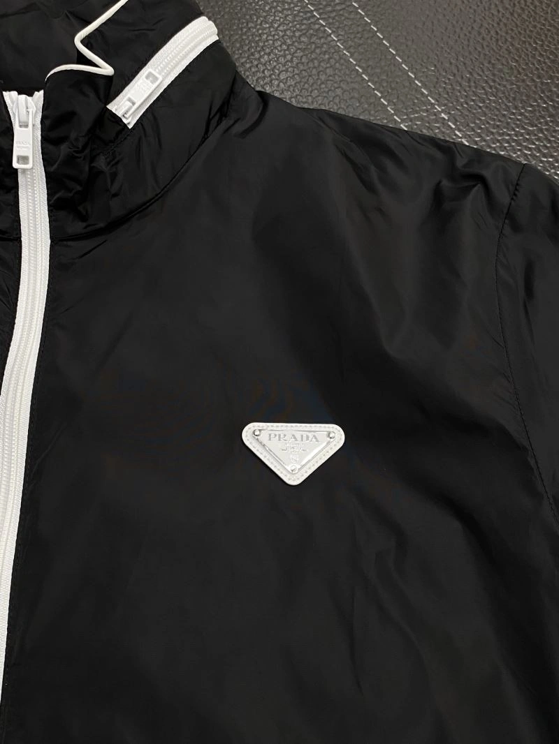 Legit Prada Outwear