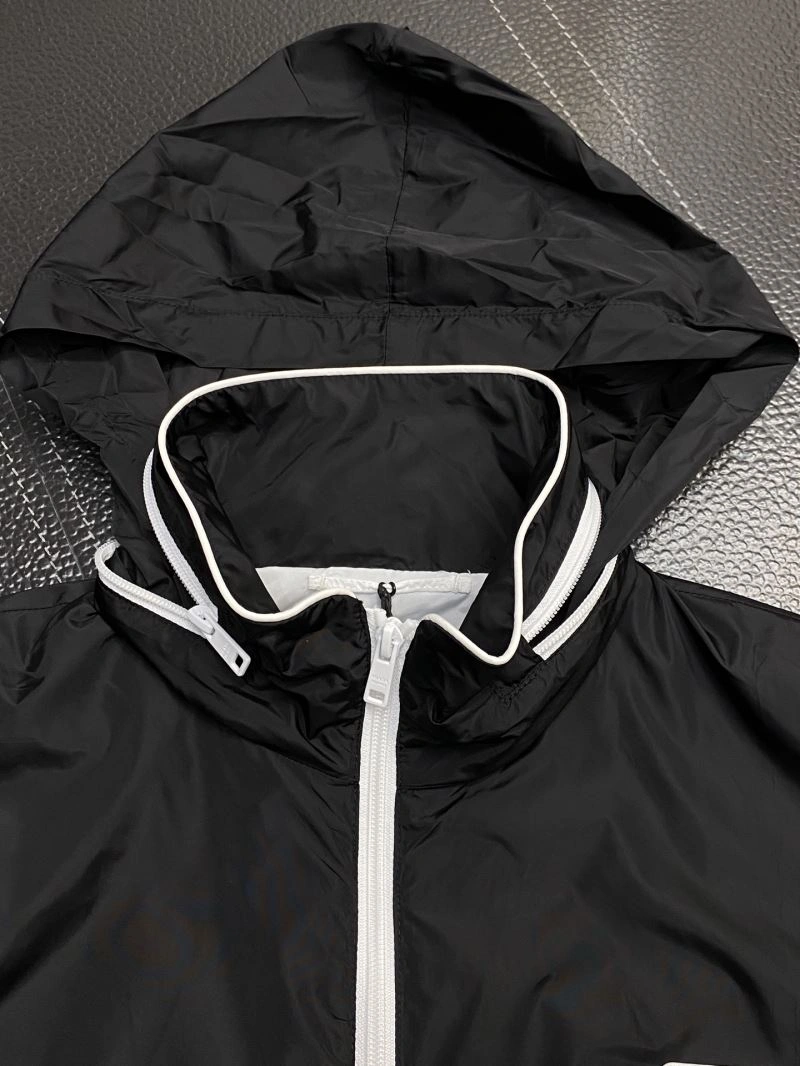 Legit Prada Outwear