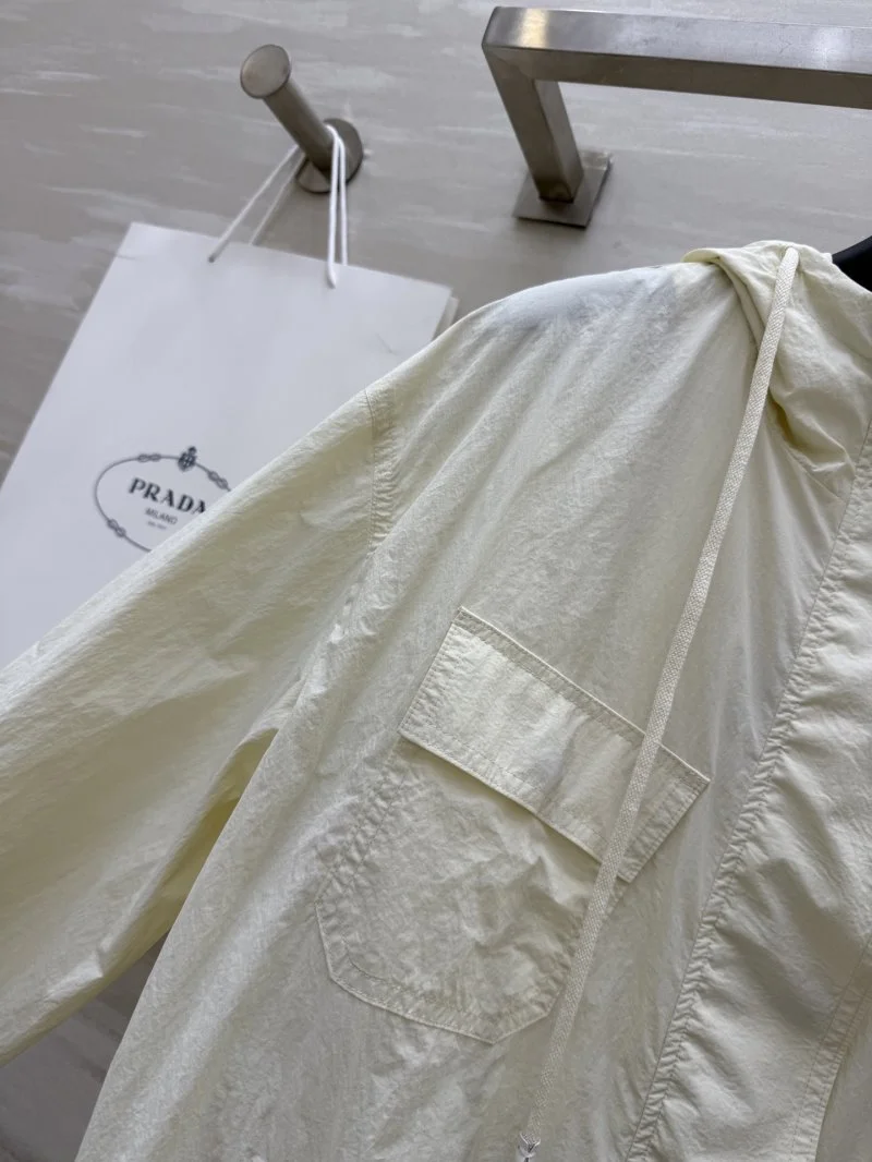 Bargain Prada Outwear