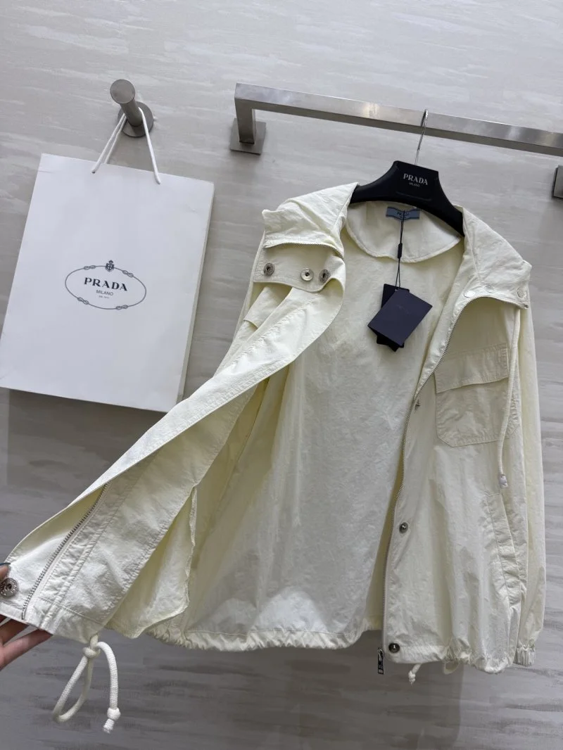 Bargain Prada Outwear