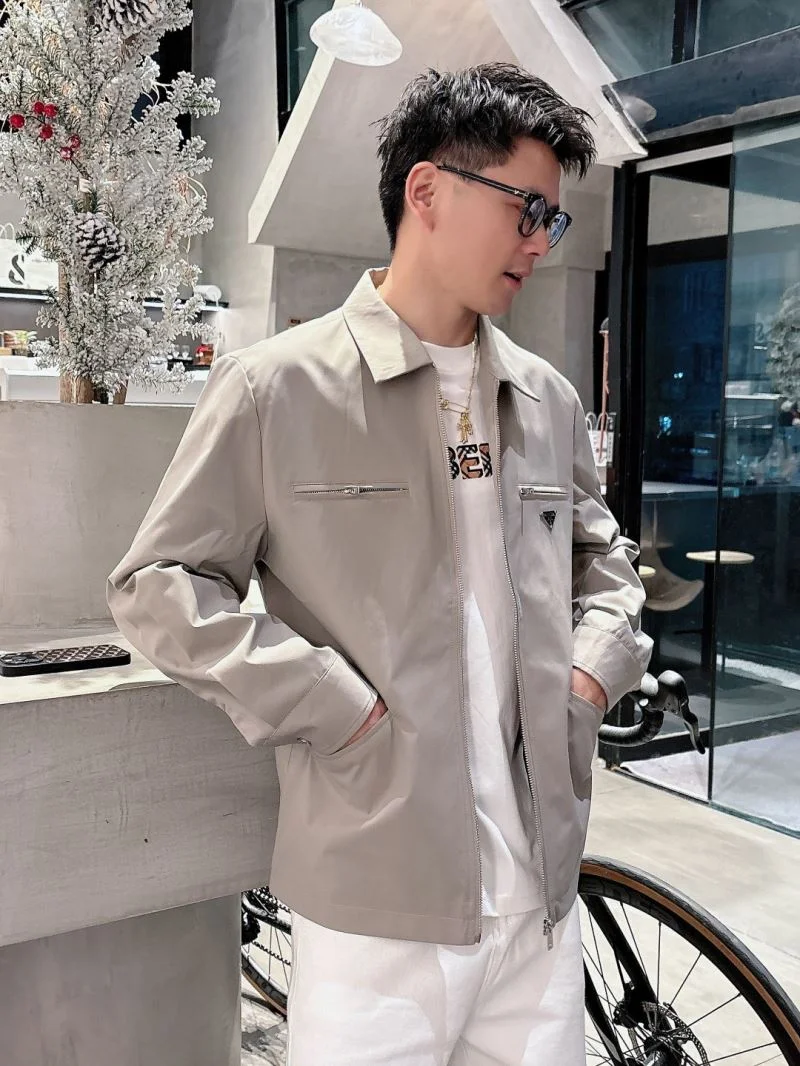 Top mirror Prada Outwear