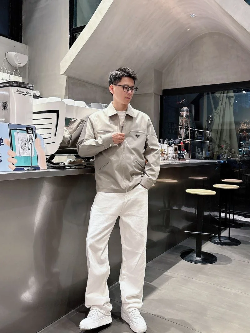 Top mirror Prada Outwear