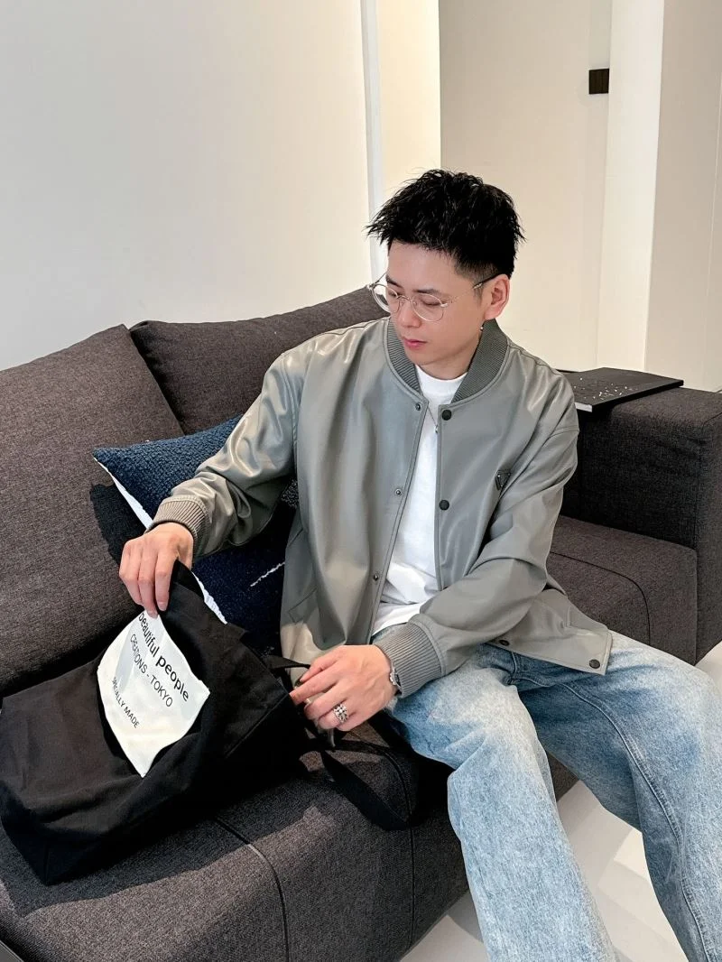 Accurate model Prada Outwear