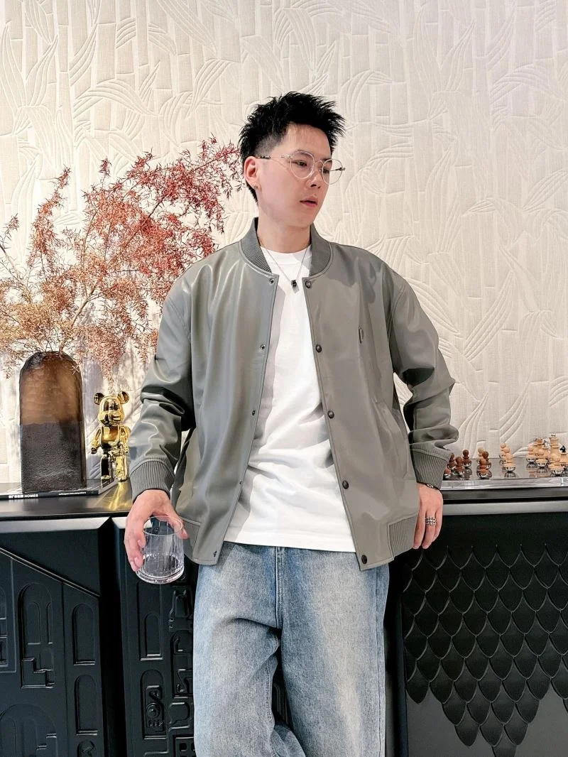 Accurate model Prada Outwear