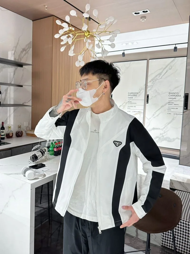 Brand-original Prada Outwear