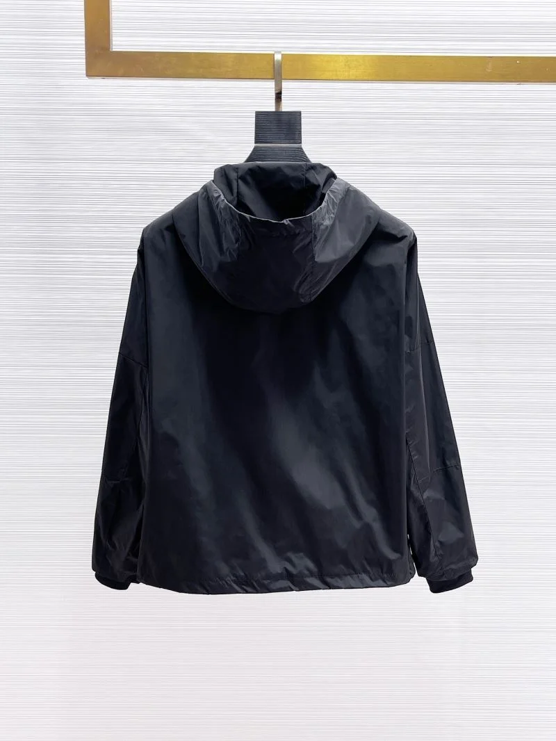 Top mirror Prada Outwear