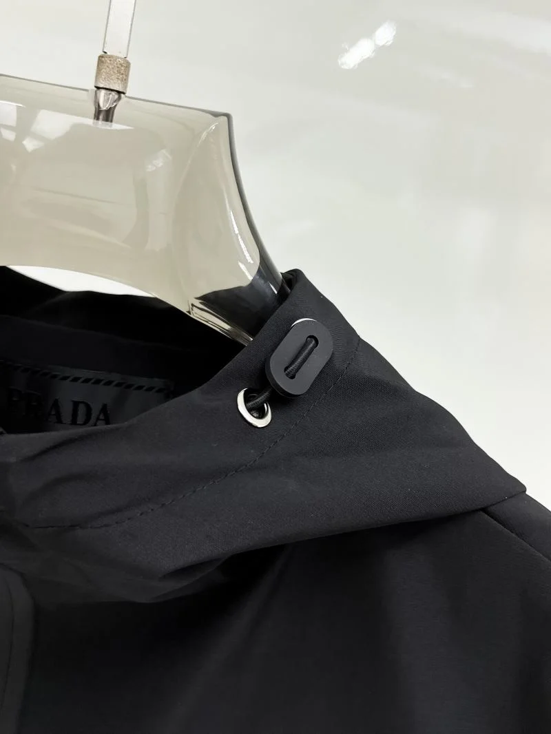 Legit Prada Outwear