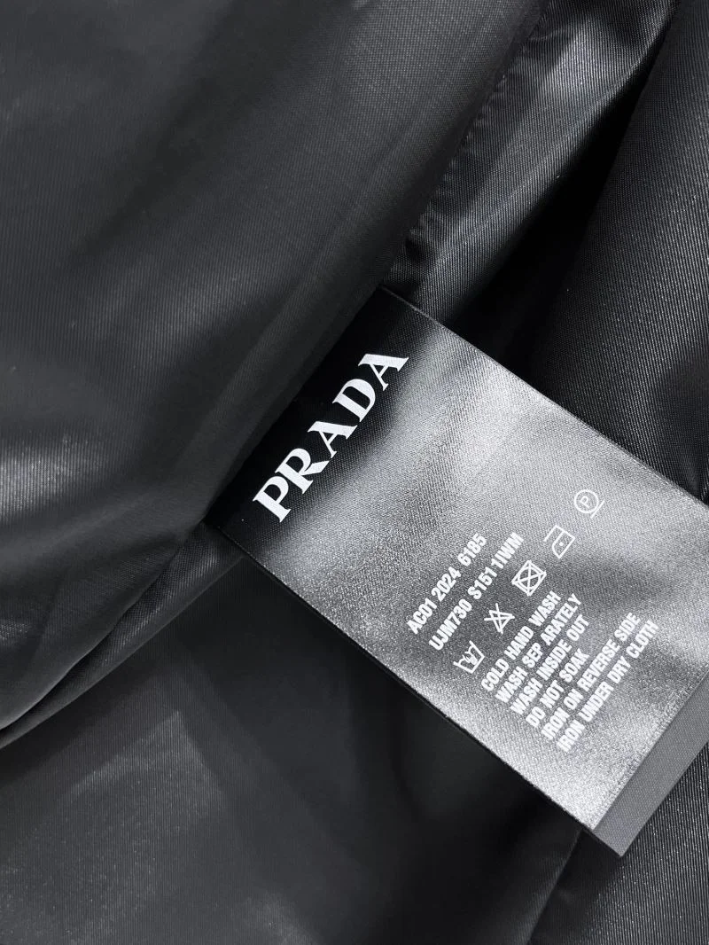 High accuracy Prada Outwear