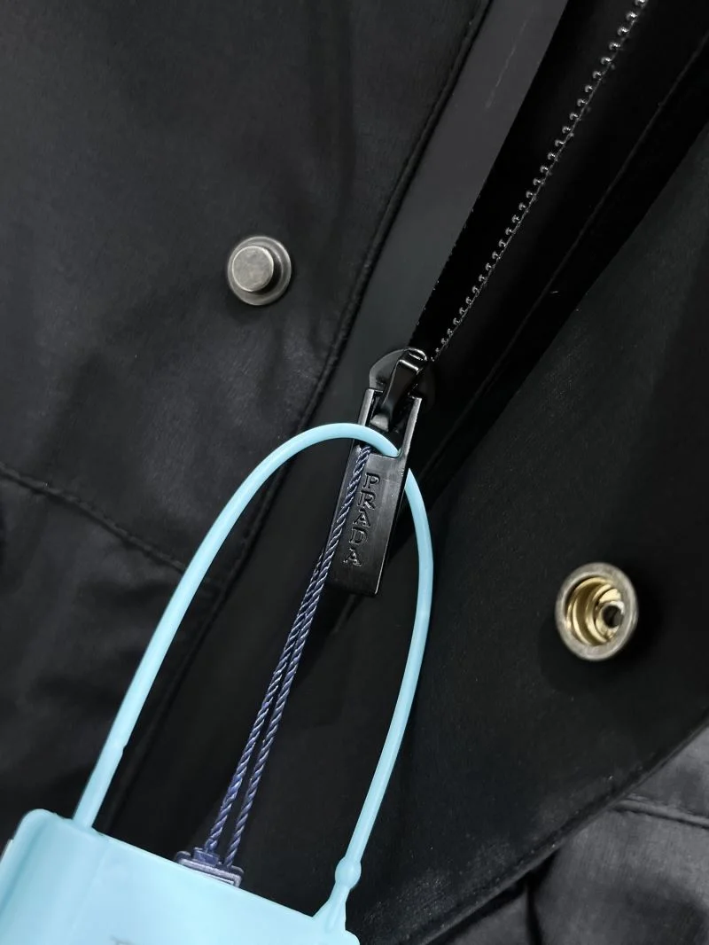 High accuracy Prada Outwear