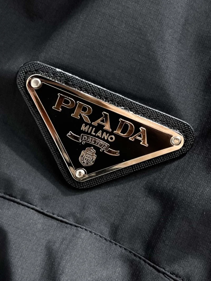 High accuracy Prada Outwear