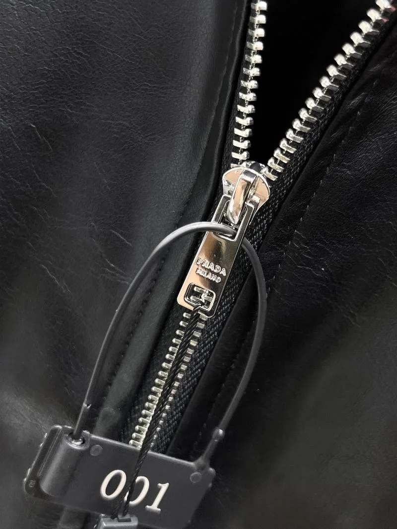High accuracy Prada Outwear