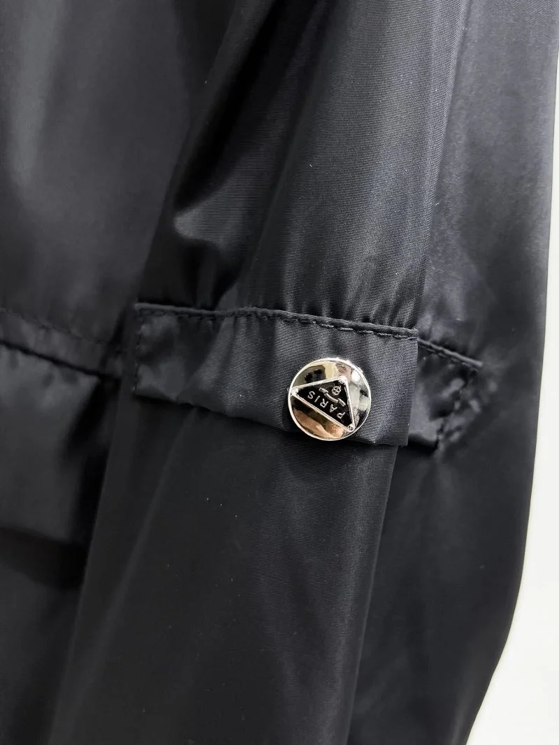 Legit Prada Outwear