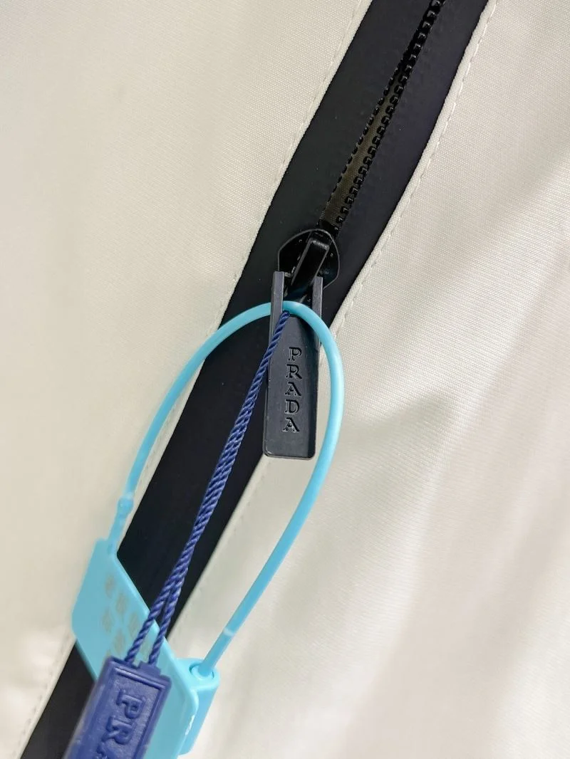 Brand-original Prada Outwear