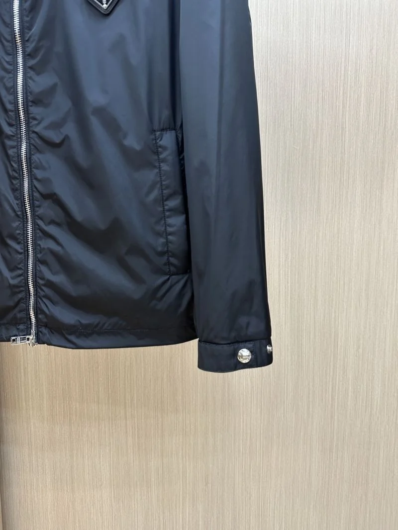Legit Prada Outwear