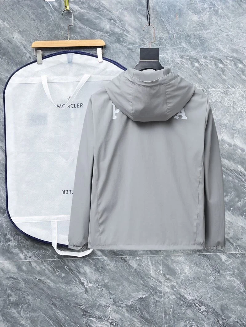 High fidelity Prada Outwear