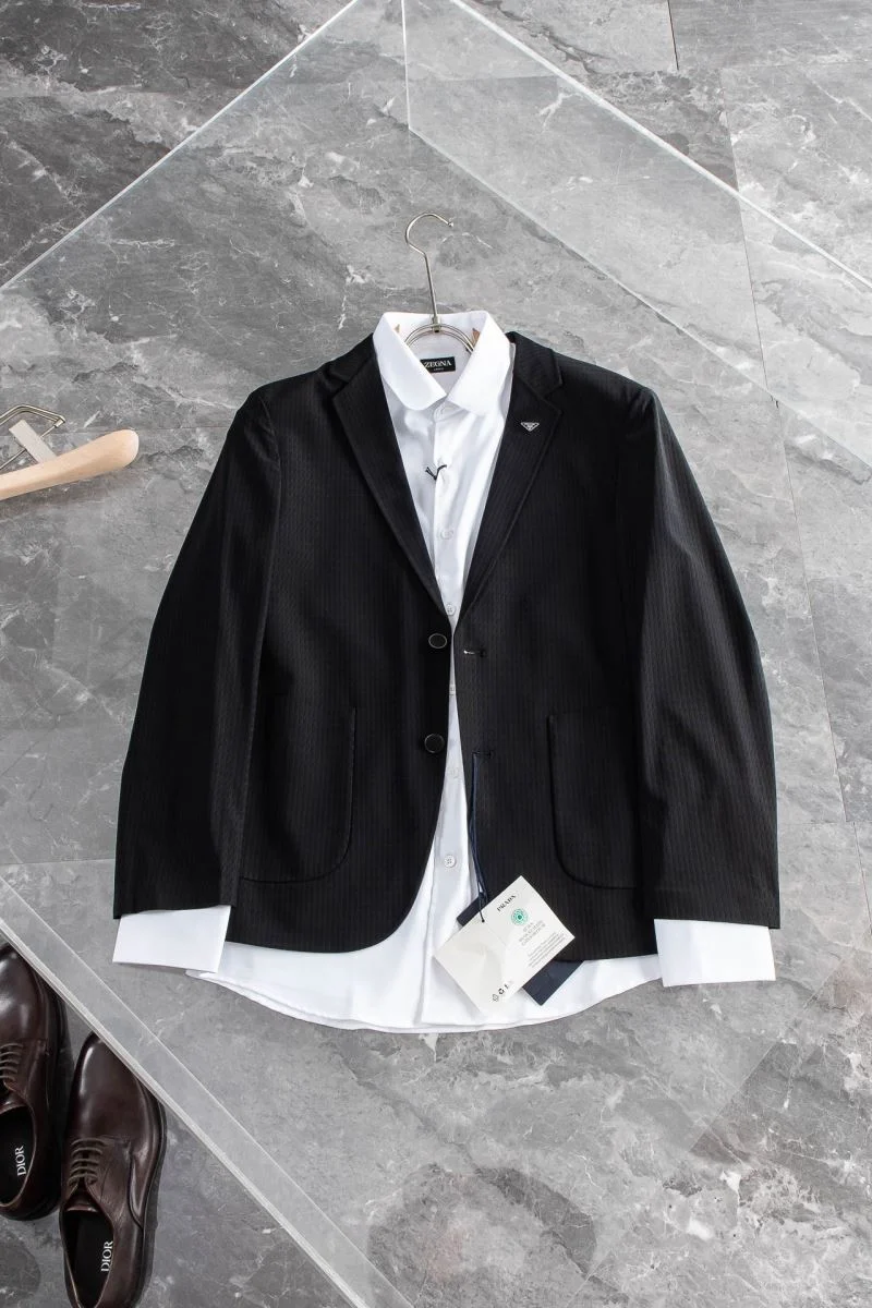 Legit Prada Outwear