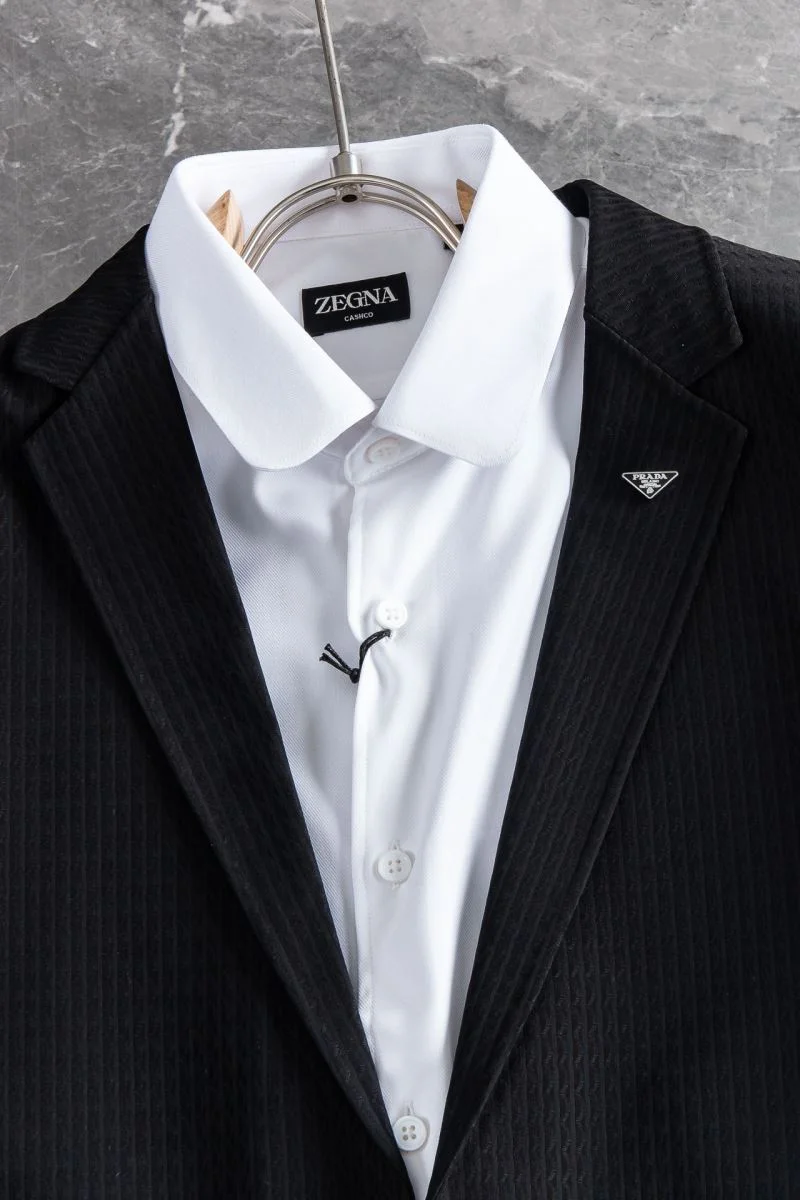 Legit Prada Outwear
