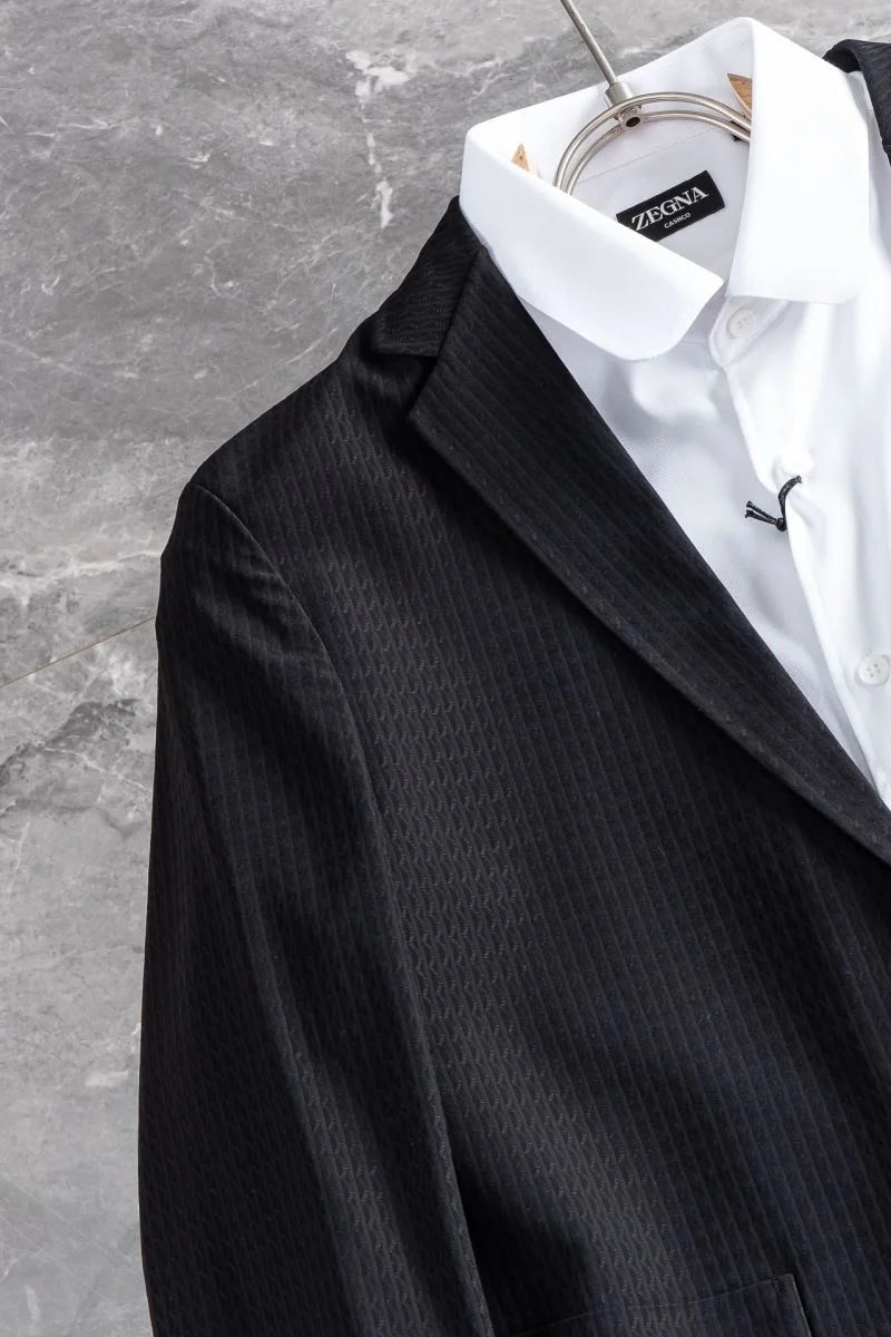 Legit Prada Outwear