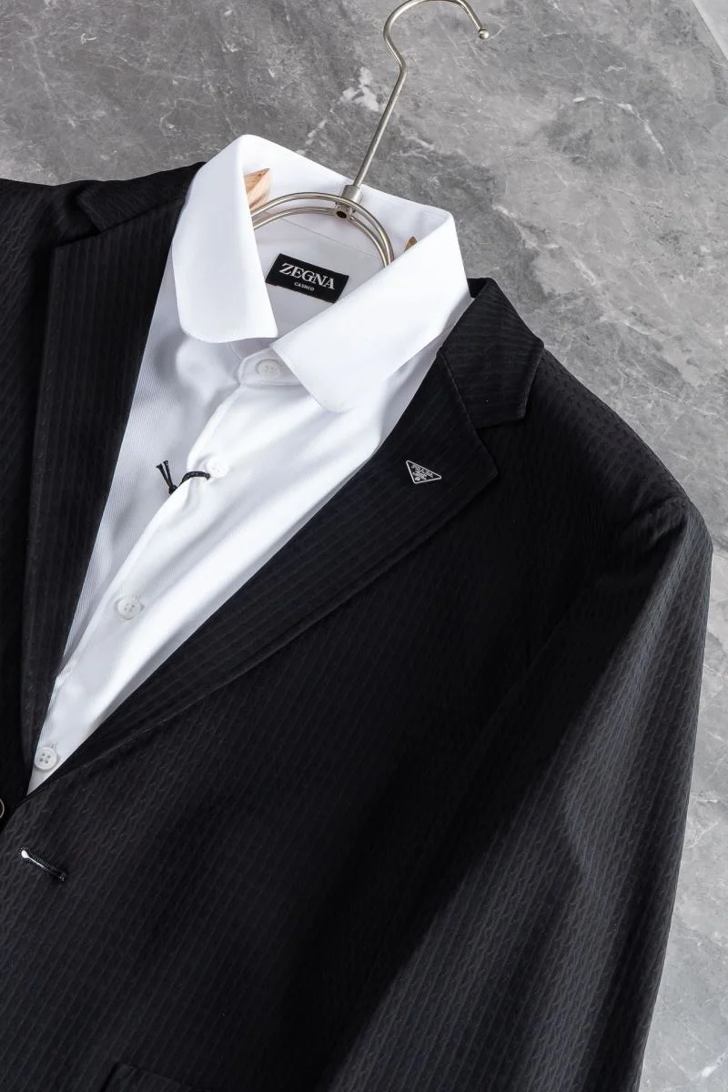 Legit Prada Outwear