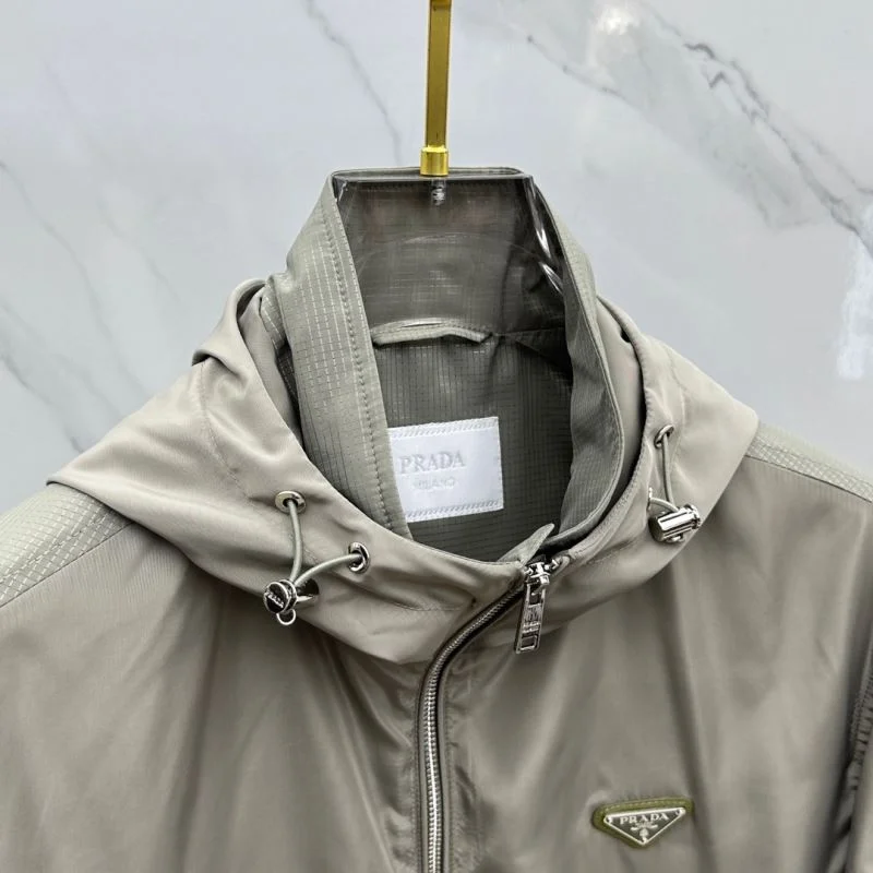 Top mirror Prada Outwear