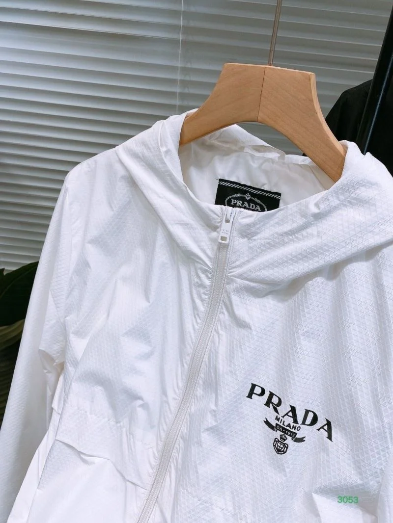Top match Prada Outwear