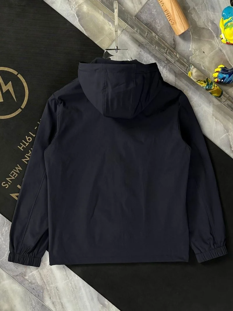 Top mirror Prada Outwear