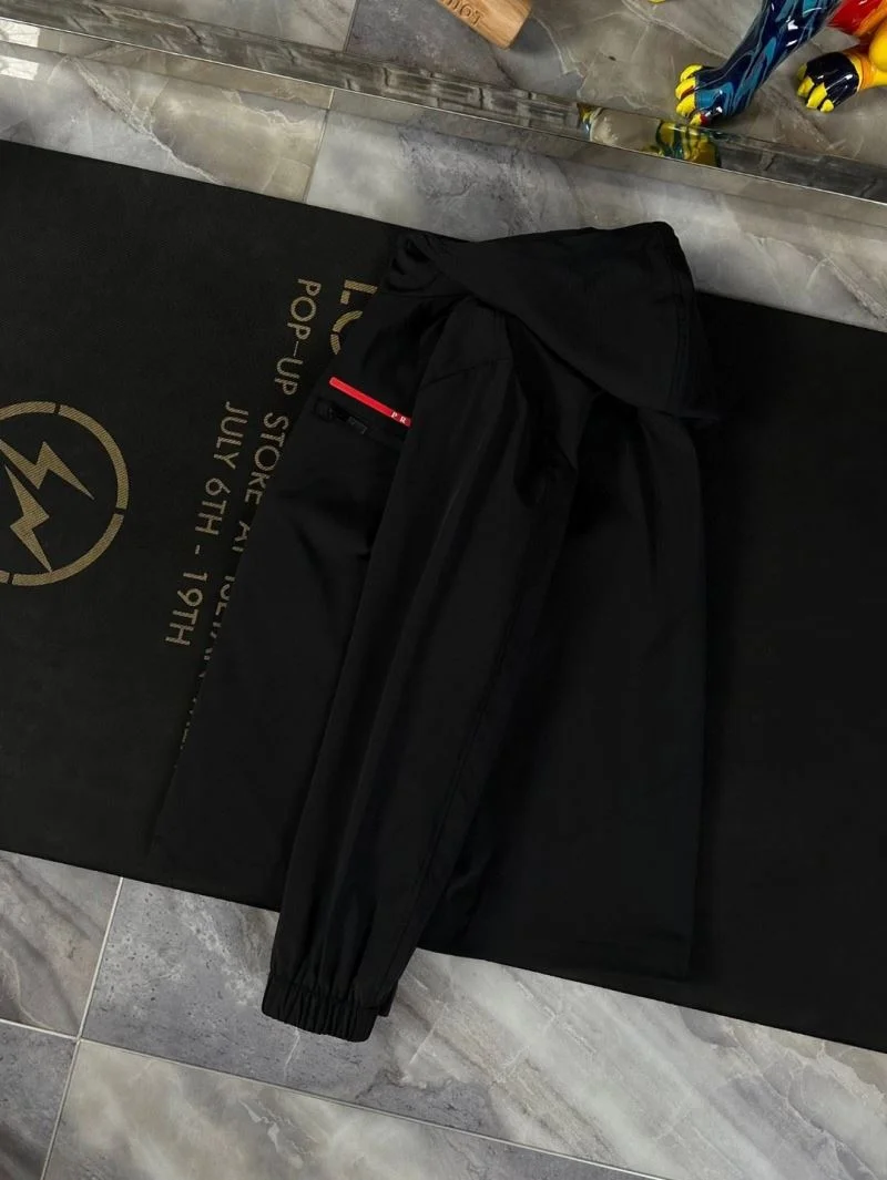 Official Prada Outwear