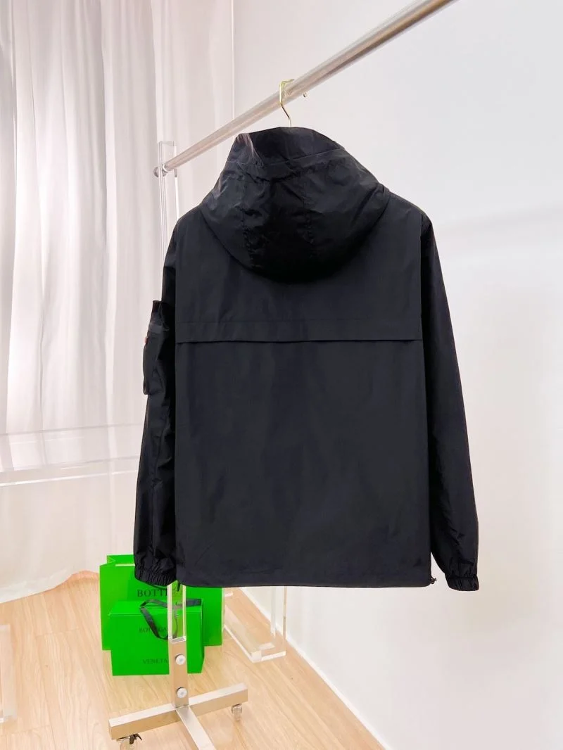 Bargain Prada Outwear